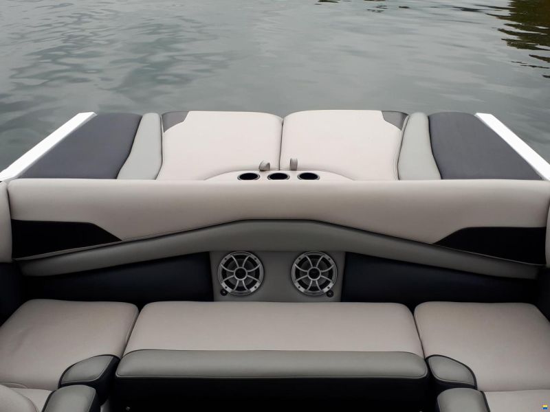 2017 Axis A20, CHF 68.900,-