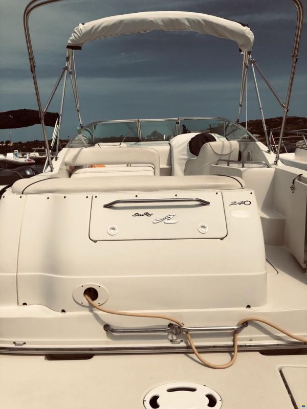 2000 Sea Ray 24 sundancer, 29 000