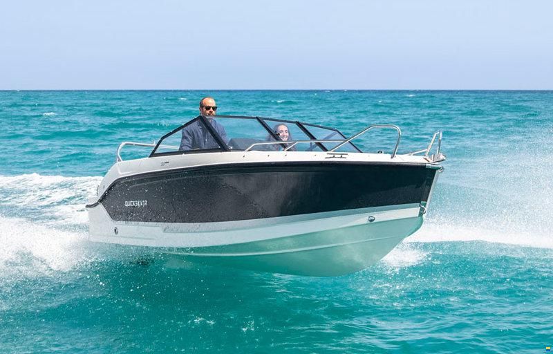 Quicksilver (Brunswick Marine) Activ 555 Bowrider, EUR 42.190,-