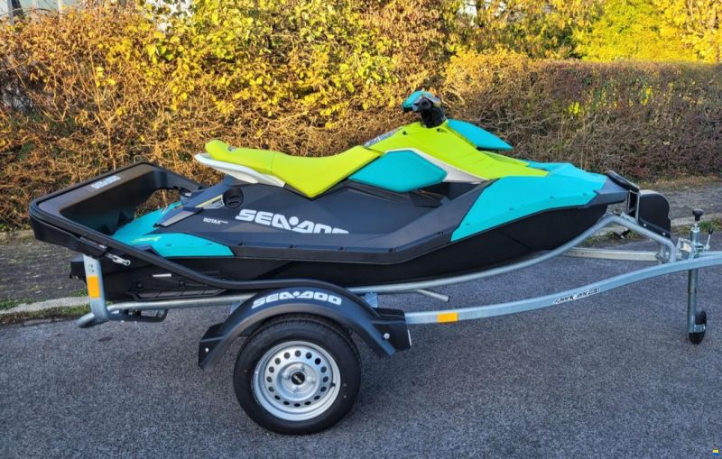 2022 Sea-Doo Spark 2UP 900 HO IBR, EUR 10.150,-