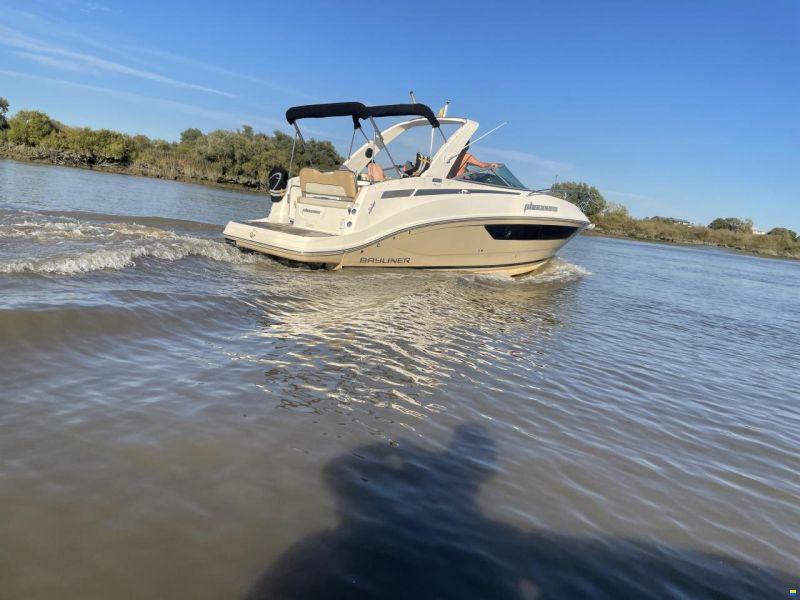 2016 Bayliner 842 mercruiser DIESEL, EUR 95.000,-