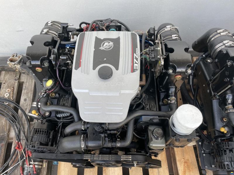 2008 MerCruiser Mag 377 6.2 v8, EUR 25.000,-