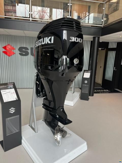 2023 Suzuki DF 300 APX, EUR 44.000,-