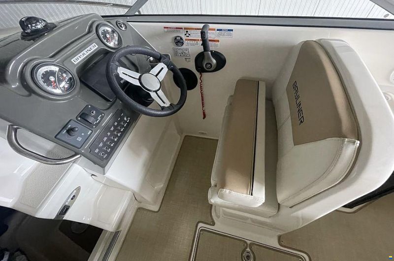 2016 Bayliner 742R, EUR 59,900