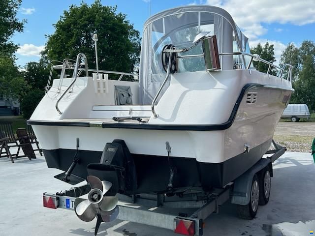 2000 Plus 23 WA, SEK 297.000,-