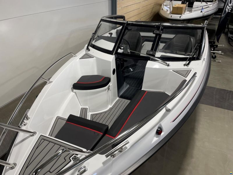 Yamarin Cross 64BR Premium, SEK 741.000,-