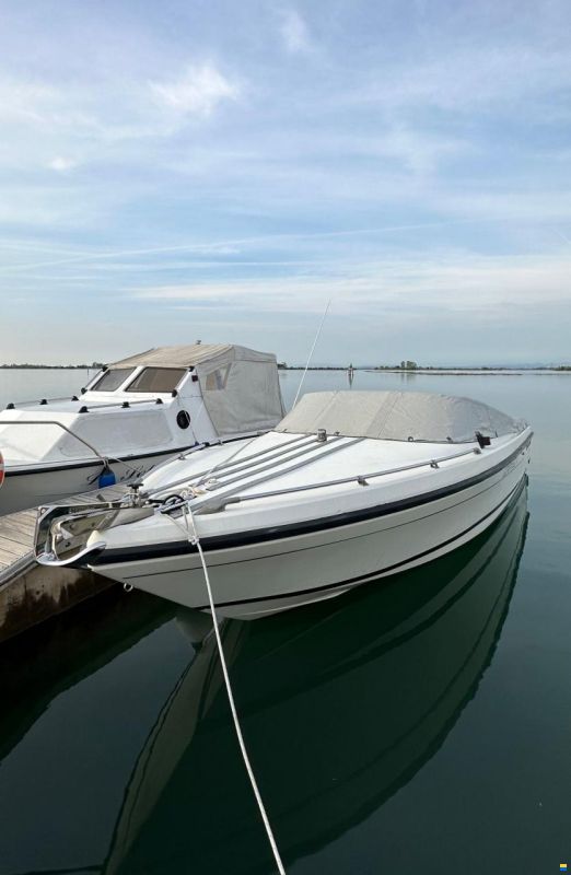 Cranchi Motoscafo sportivo, 14 900 EUR