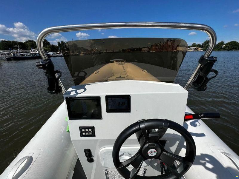 2022 ZAR Formenti Zar Mini Rib 18 Dl, EUR 36.000,-