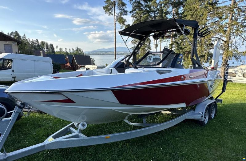 2019 Axis T22, EUR 79.000,-