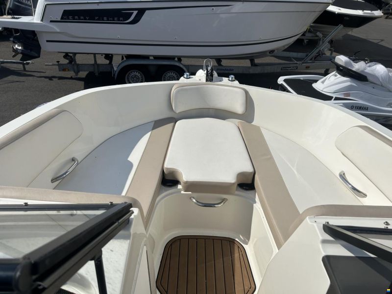 2019 Bayliner VR 5 OE, EUR 45.900,-