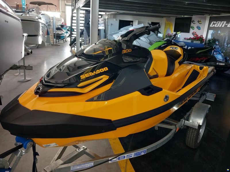 2023 Sea-Doo RXT-X RS 300, EUR 17.975,-