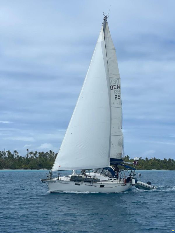 1989 Oceanis 390, DKK 440.000,-