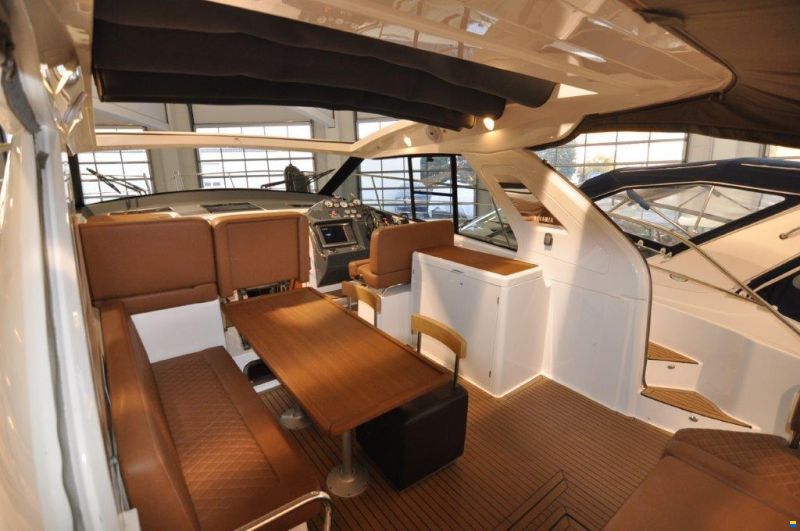 2015 Bavaria 400 Sport HT, EUR 268.000,-