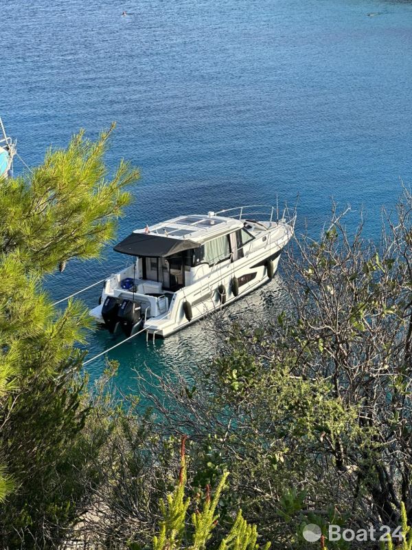 Sea Cube Power Boats Search And Buy a Used Boat