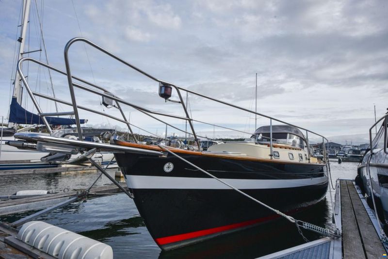 1980 OE 32, SEK 495.000,-