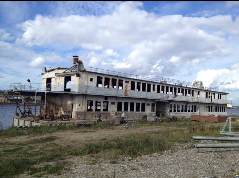 1977 Floating workshop PM-609, EUR 450.000,-