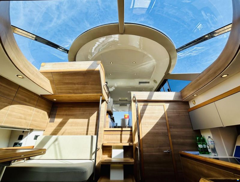 2010 Sealine F46, EUR 395.000,-