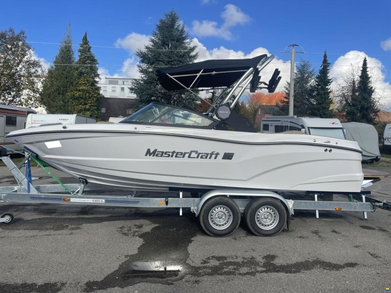 2022 MasterCraft XT21 im Neuzustand, EUR 129.990,-