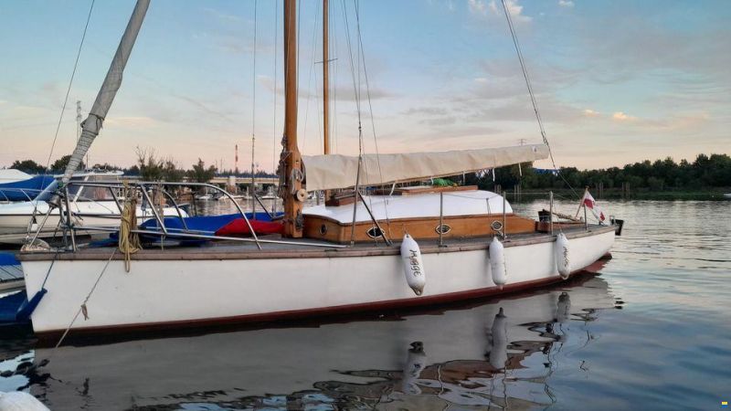 1960 Jollenkreuzer 25er, EUR 7.800,-