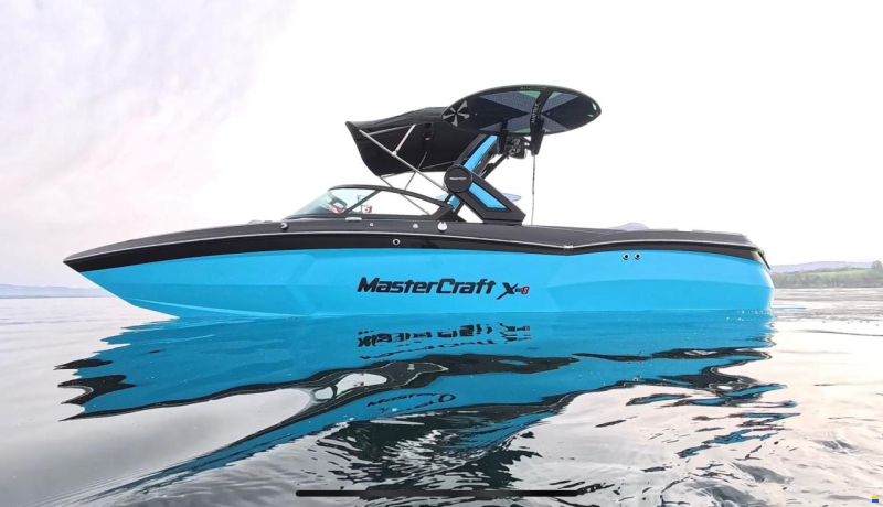 2024 MasterCraft XStar S | 2024 | blue & black, CHF 239.500,-
