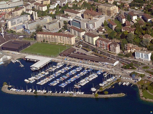 Place de port Neuchatel
