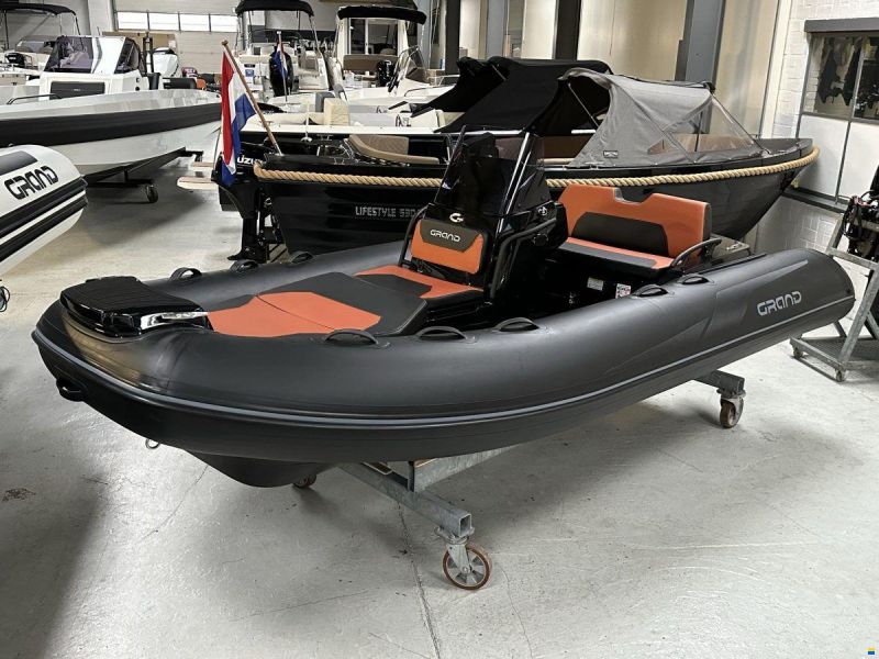 Grand Golden Line 420 de Luxe, 24 800