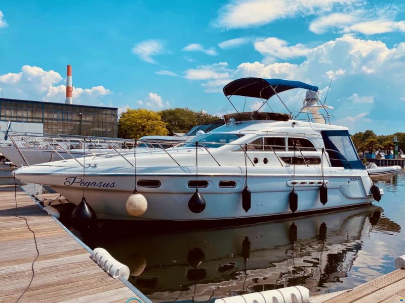 2001 Sealine F44, Reserviert