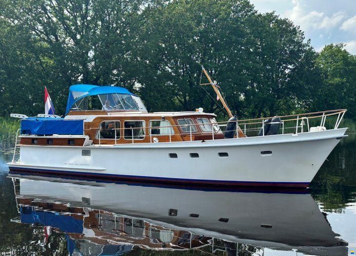 1982 Super van Craft 1380, EUR 99.000,-