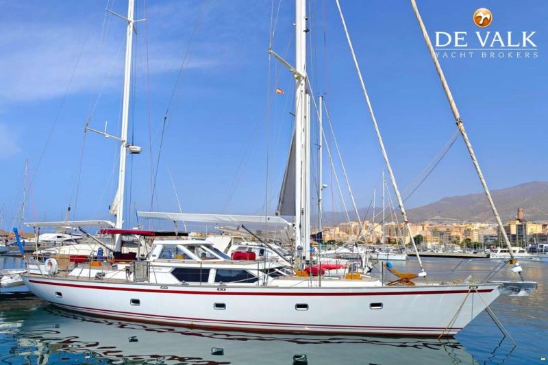 1999 Premier Composite Technologies Dixon 62, 745 000