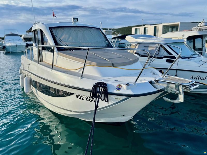 2019 Quicksilver Weekend 855,905, EUR 120.000,-