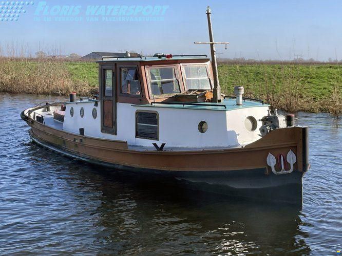 1970 Sleepboot 10mtr, EUR 9.950,-