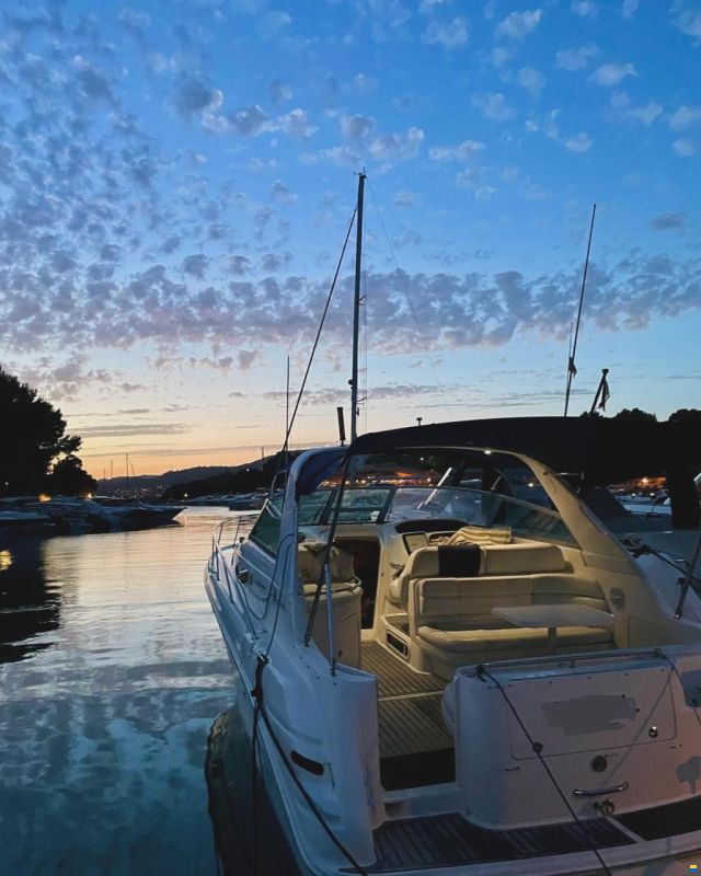1997 Sea Ray 330 Sundancer DA Diesel, EUR 45.000,-