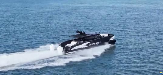 2024 Finish Line Boats 13m Superfly, USD 900.000,-