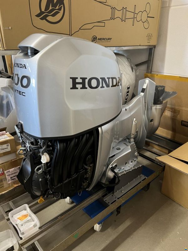 2019 Honda BF100 LRTU, EUR 6.200,-