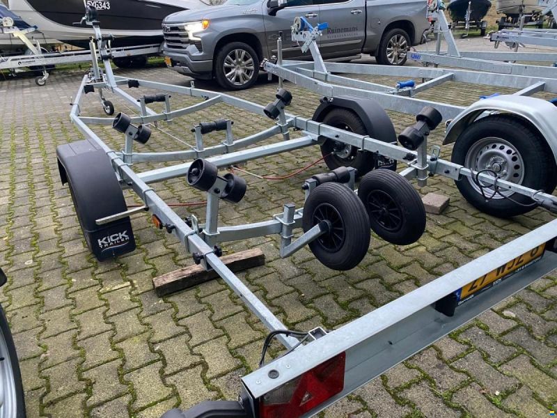 2023 Thomas Trailer Kick 1000 KG, EUR 2.250,-