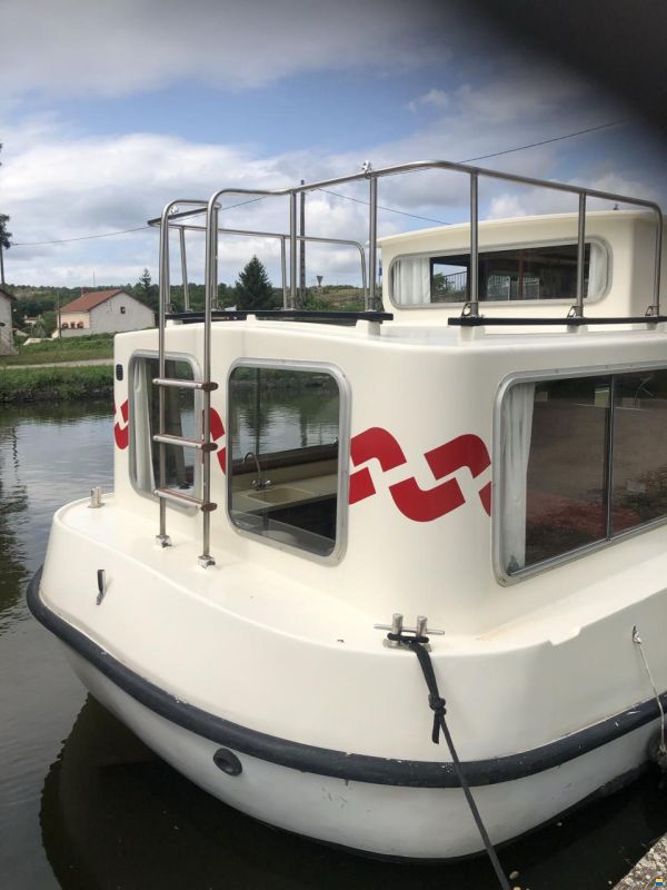 1985 Locaboat Pénichette 1100, EUR 35.000,-