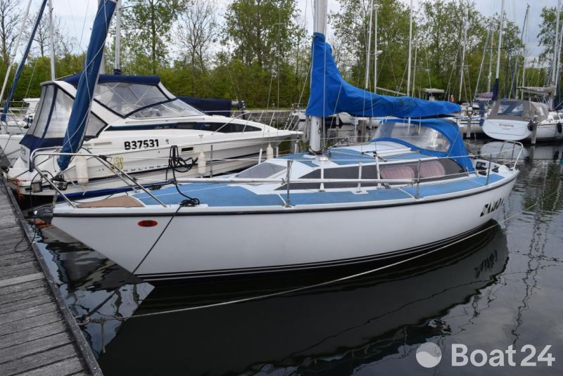 Comar Comet 850 | YACHT