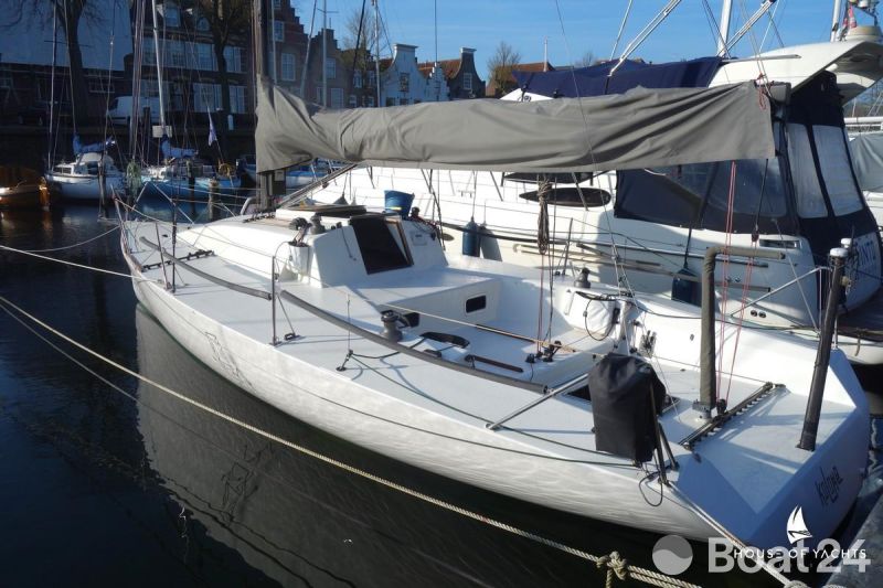 Cygnus Rocket 31 | YACHT