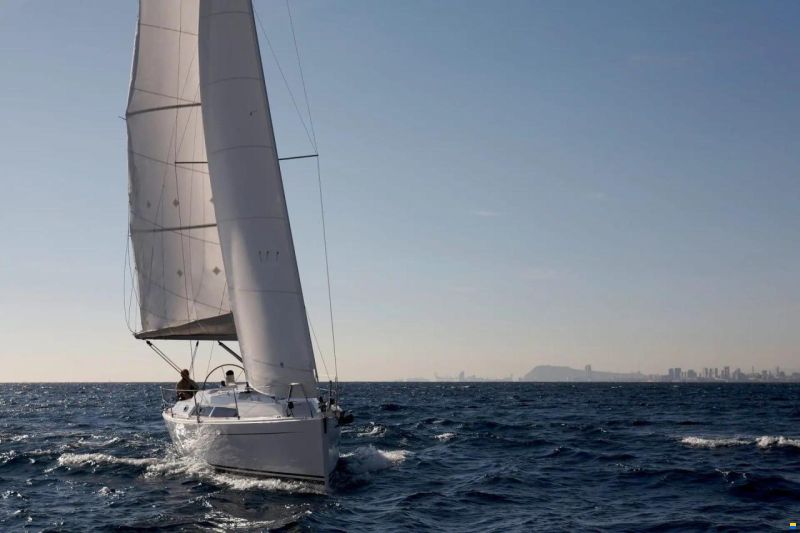 2010 Hanse 320, EUR 67.000,-