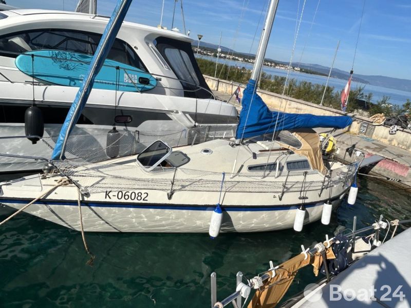 Granada 27 | YACHT