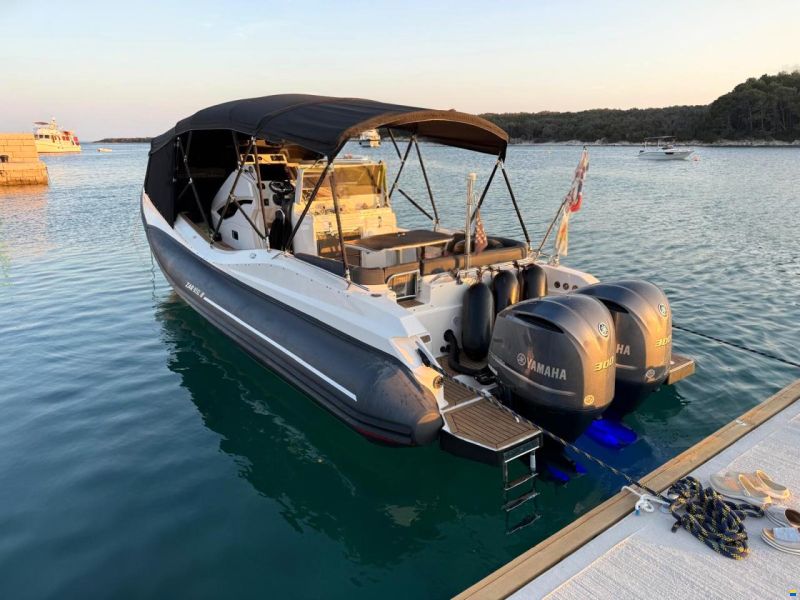 2020 ZAR Formenti ZAR 95 SL Sport Luxury Gebrauchtboot, EUR 199.500,-