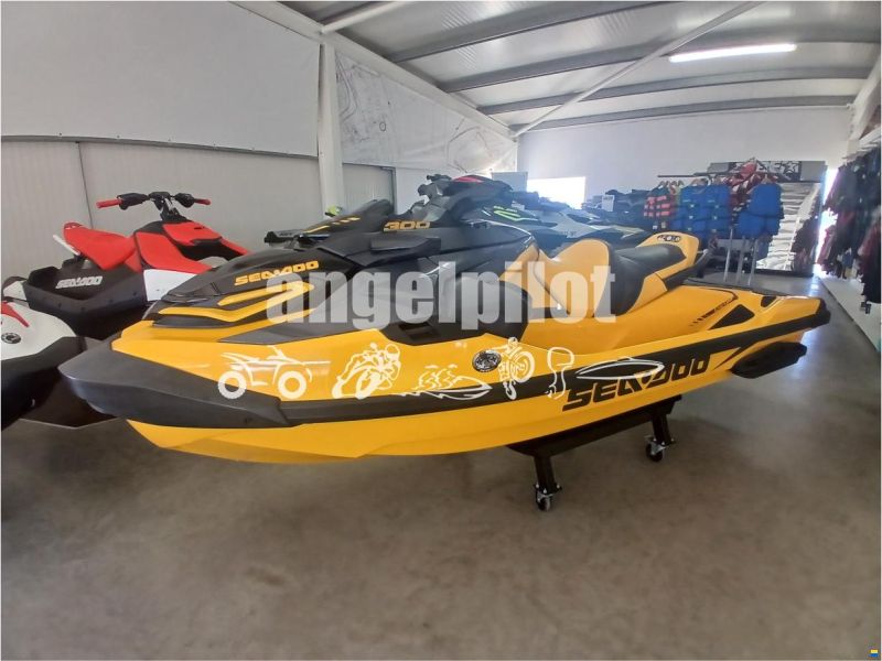 2022 Sea-Doo RXT-X 300, EUR 21.000,-