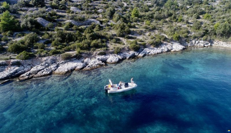 2016 Zodiac NZO 700 Cabin, EUR 59,000