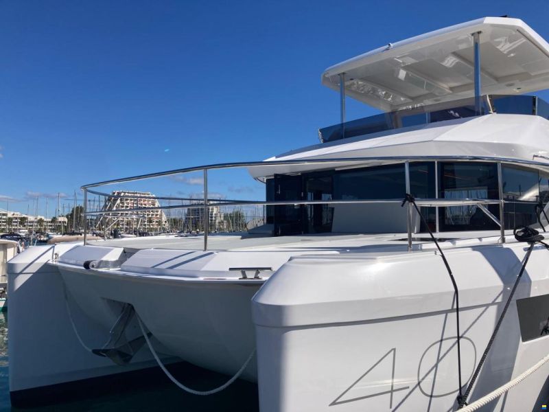 2025 Leopard 40 Powercat, 1 100 000 EUR