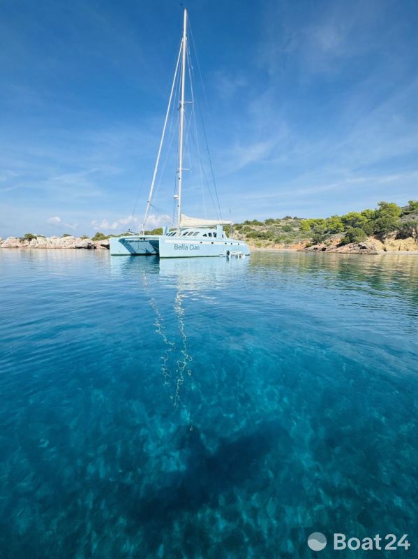 Dubois FunCat 44 | YACHT