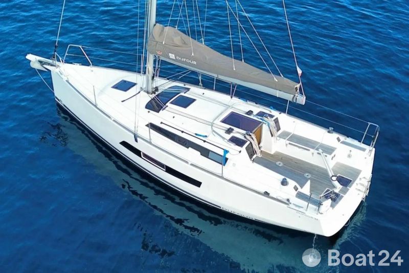Dufour 32 | YACHT