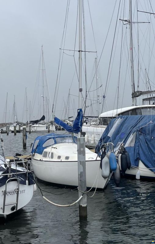 1980 Amigo Yachts 27, EUR 4,500