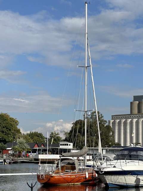 Rhapsody Sailing Boats Search And Buy a Used Boat