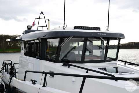 Sargo 33 Explorer Båtar till salu