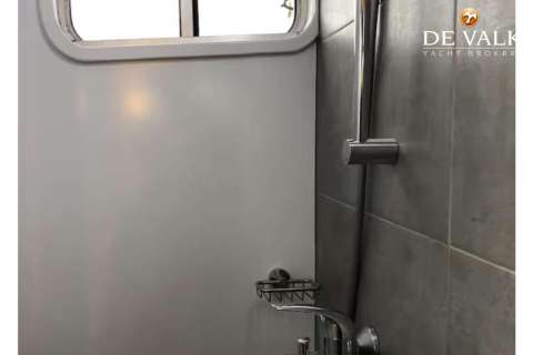 Woonboot kopen - Als je op zoek bent naar een woonboot, dan vind je die ...